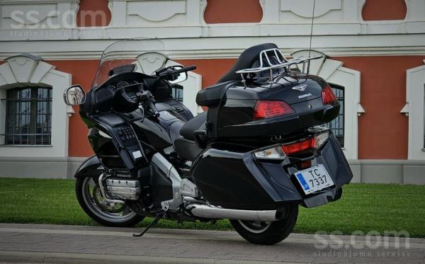 Honda Goldwing 2015 Jelgava, ar dzinēja tilpumu 1.80 L un nobraukumu 0 tūkst. km par 14900 €, foto 4 vietnē AUTOMOTO.COM.LV