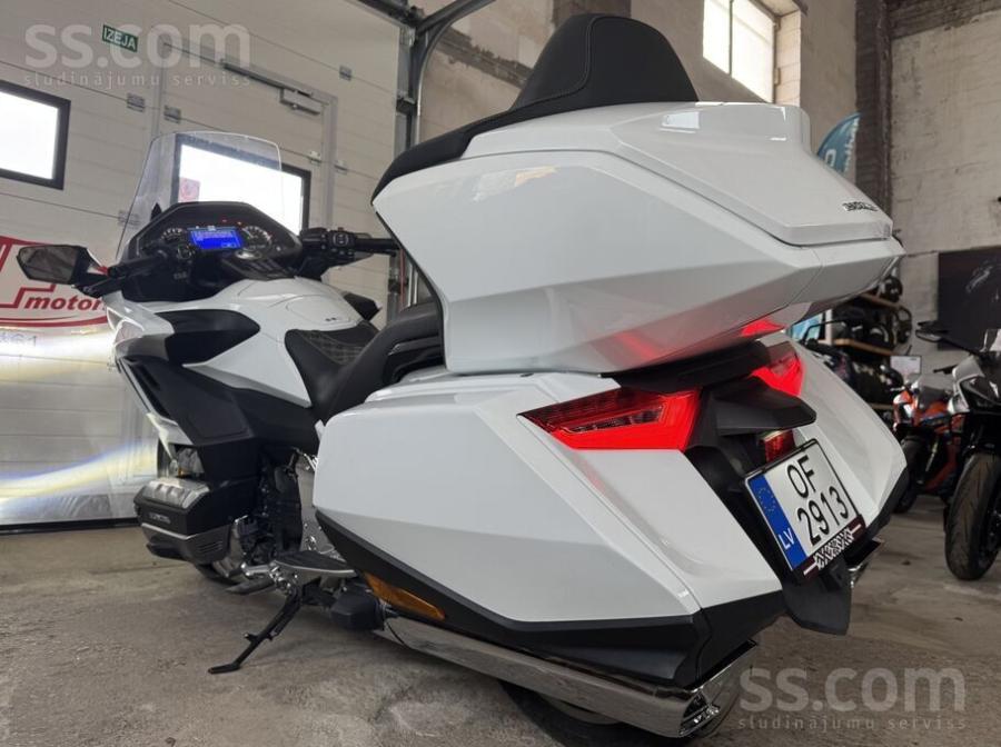Honda Goldwing 2018 Liepāja, ar dzinēja tilpumu 1.83 L un nobraukumu 0 tūkst. km par 20500 €, foto 4 vietnē AUTOMOTO.COM.LV