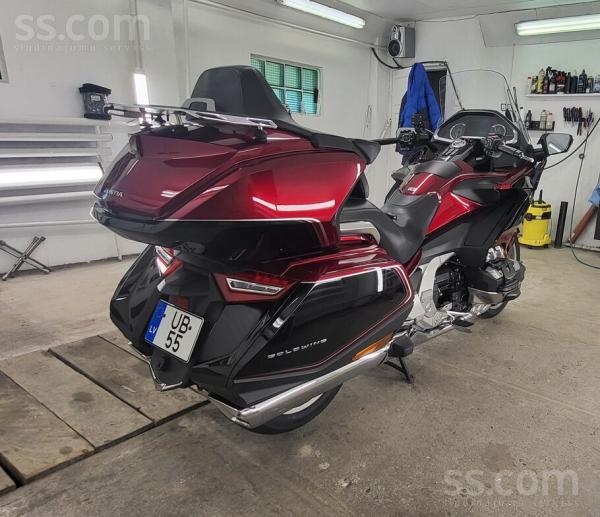 Honda Goldwing 2019 in Ventspils, with an engine capacity of 1.83 L and mileage of 0 thousand km for 23000 €, photo 7 on AUTOMOTO.COM.LV