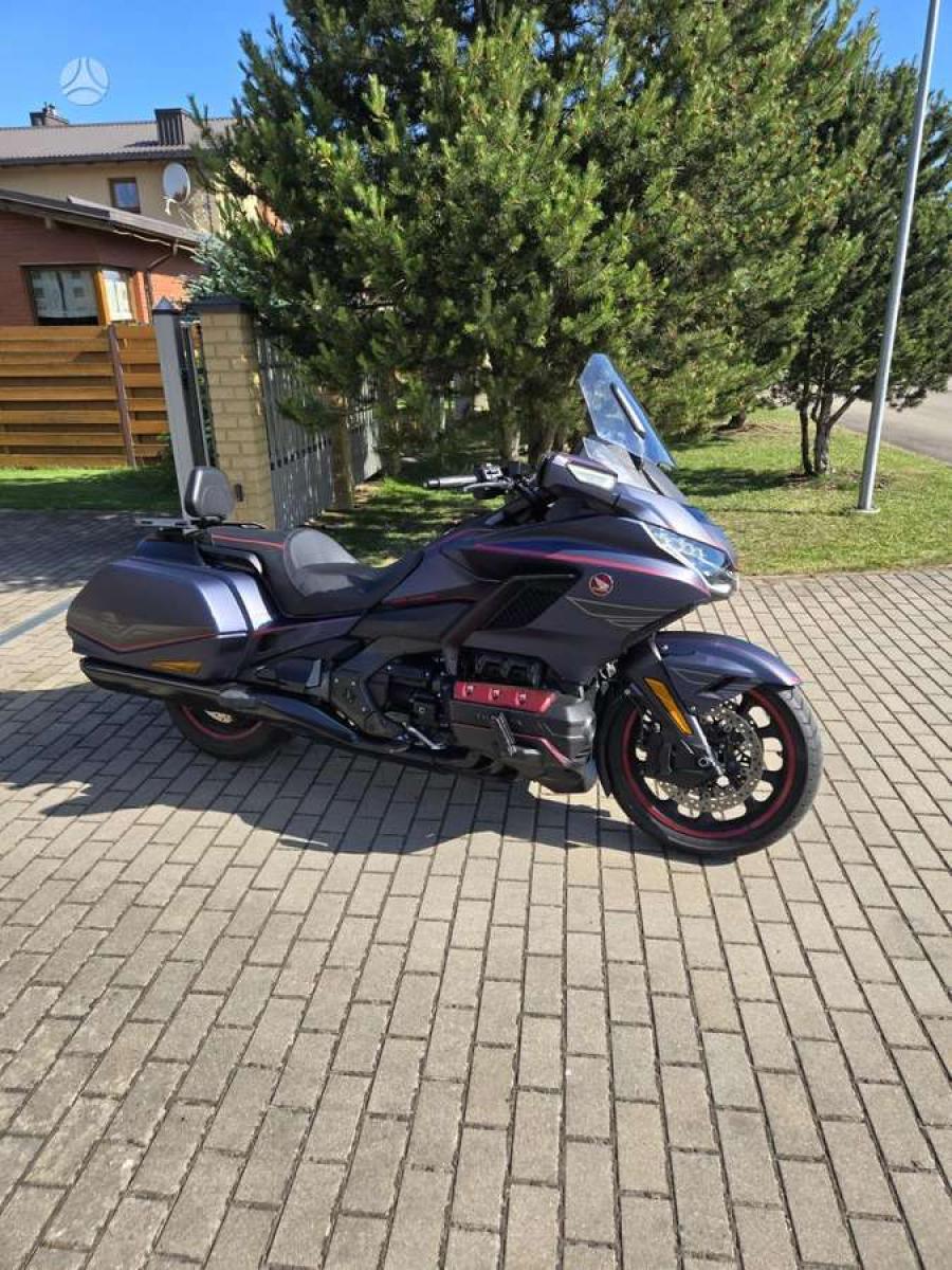 Honda Goldwing 2022 in Panevezys, with an engine capacity of 1.80 L and mileage of 28 thousand km for 22500 €, photo 1 on AUTOMOTO.COM.LV