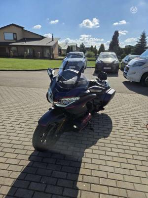 Honda Goldwing 2022 in Panevezys, with an engine capacity of 1.80 L and mileage of 28 thousand km for 22500 €, photo 3 on AUTOMOTO.COM.LV