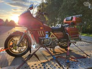 Sarkans Honda Goldwing 1983 Viļņa, ar dzinēja tilpumu 1.10 L un nobraukumu 40 tūkst. km par 2500 €, foto  vietnē AUTOMOTO.COM.LV