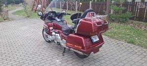 Red Honda Goldwing 1992 in Klaipeda, with an engine capacity of 1.50 L and mileage of 160 thousand km for 3500 €, photo 5 on AUTOMOTO.COM.LV