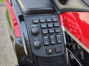 Red Honda Goldwing 2015 in Elektrenai, with an engine capacity of 1.80 L and mileage of 90 thousand km for 16700 €, photo 23 on AUTOMOTO.COM.LV