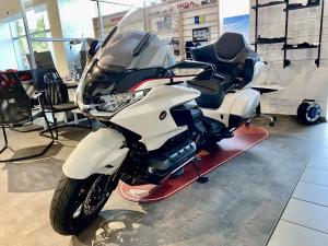 Balts Honda Goldwing 2025 Viļņa, ar dzinēja tilpumu 1.83 L un nobraukumu 0 tūkst. km par 36900 €, foto 2 vietnē AUTOMOTO.COM.LV