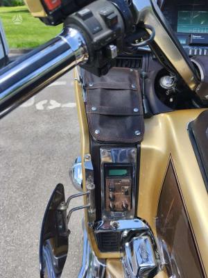Yellow Honda Goldwing 1985 in Vilnius, with an engine capacity of 1.20 L and mileage of 81 thousand km for 4200 €, photo 12 on AUTOMOTO.COM.LV