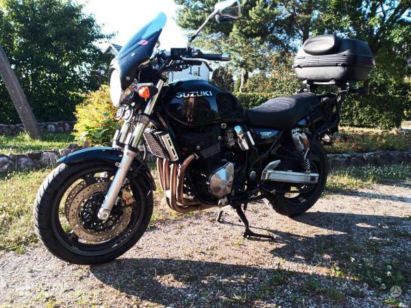 Melns Honda Hornet 2001 Šauļi, ar dzinēja tilpumu 1.20 L un nobraukumu 60 tūkst. km par 2300 €, foto 1 vietnē AUTOMOTO.COM.LV