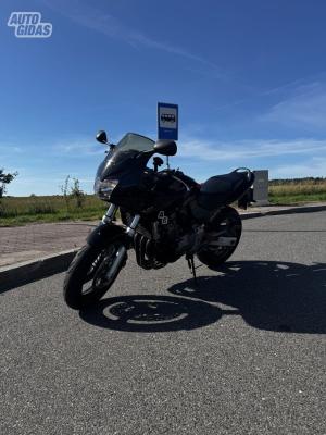 Melns Honda Hornet 2003 Klaipėda, ar dzinēja tilpumu 0.60 L un nobraukumu 20 tūkst. km par 1600 €, foto 5 vietnē AUTOMOTO.COM.LV