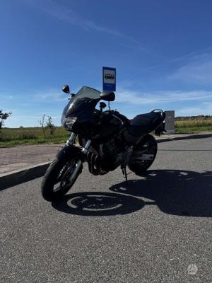 Melns Honda Hornet 2003 Klaipėda, ar dzinēja tilpumu 0.60 L un nobraukumu 20 tūkst. km par 1600 €, foto 3 vietnē AUTOMOTO.COM.LV