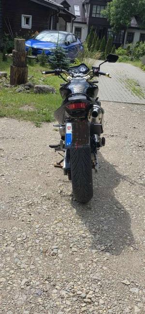 Black Honda Hornet 2006 in Vilnius, with an engine capacity of 0.60 L and mileage of 39 thousand km for 1500 €, photo 5 on AUTOMOTO.COM.LV