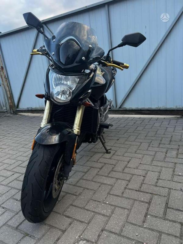 Black Honda Hornet 2007 in Kaunas, with an engine capacity of 0.60 L and mileage of 60 thousand km for 2700 €, photo 6 on AUTOMOTO.COM.LV