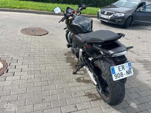 Black Honda Hornet 2008 in Kaunas, with an engine capacity of 0.60 L and mileage of 23 thousand km for 3350 €, photo 8 on AUTOMOTO.COM.LV