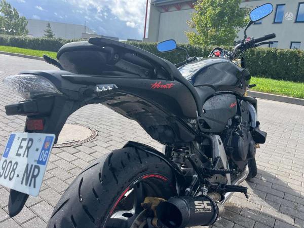 Black Honda Hornet 2008 in Kaunas, with an engine capacity of 0.60 L and mileage of 23 thousand km for 2900 €, photo 11 on AUTOMOTO.COM.LV