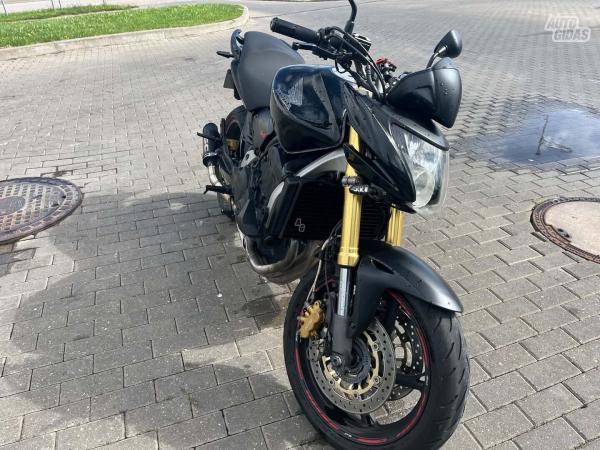 Black Honda Hornet 2008 in Kaunas, with an engine capacity of 0.60 L and mileage of 23 thousand km for 2900 €, photo 5 on AUTOMOTO.COM.LV