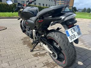 Black Honda Hornet 2008 in Kaunas, with an engine capacity of 0.60 L and mileage of 23 thousand km for 2900 €, photo 9 on AUTOMOTO.COM.LV