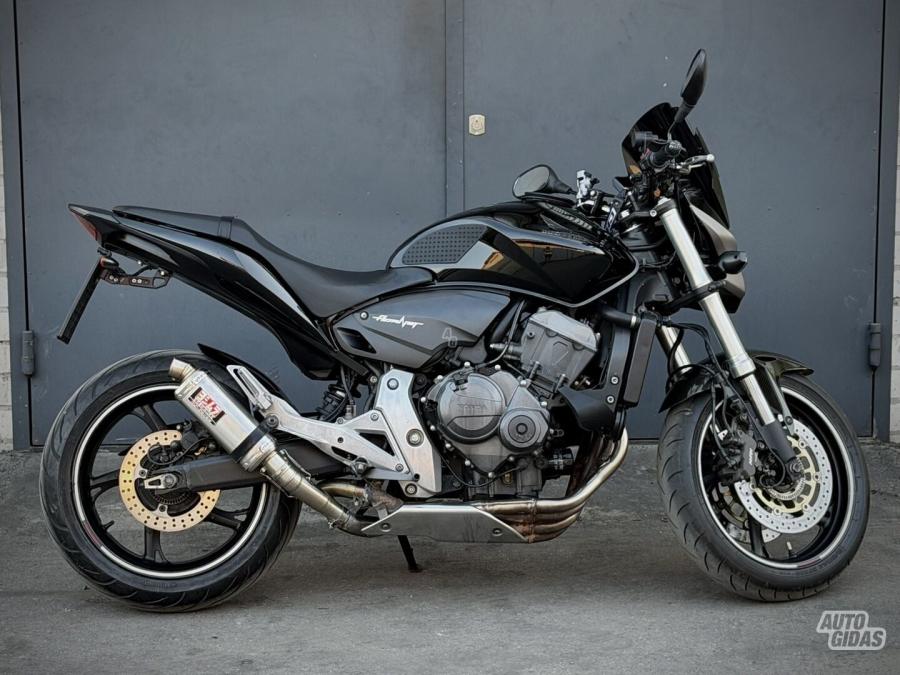 Black Honda Hornet 2011 in Kaunas, with an engine capacity of 0.60 L and mileage of 42 thousand km for 4000 €, photo 10 on AUTOMOTO.COM.LV
