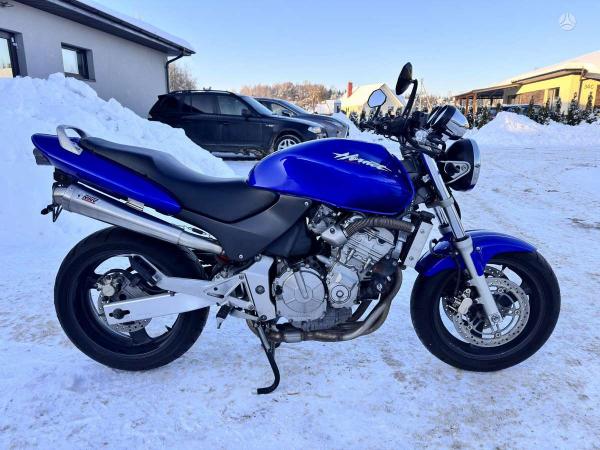 Blue Honda Hornet 2000 in Vilnius, with an engine capacity of 0.60 L and mileage of 56 thousand km for 1490 €, photo 5 on AUTOMOTO.COM.LV
