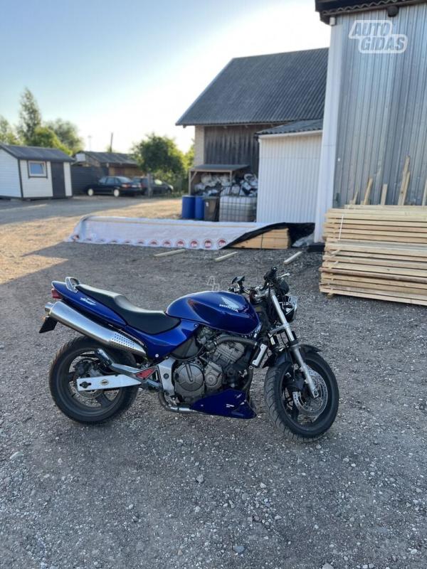 Blue Honda Hornet 2000 in Klaipeda, with an engine capacity of 0.60 L and mileage of 0 thousand km for 1350 €, photo 2 on AUTOMOTO.COM.LV