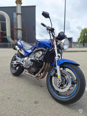 Blue Honda Hornet 2000 in Marijampole, with an engine capacity of 0.60 L and mileage of 65 thousand km for 1450 €, photo  on AUTOMOTO.COM.LV