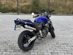 Blue Honda Hornet 2002 in Klaipeda, with an engine capacity of 0.60 L and mileage of 88 thousand km for 1350 €, photo 6 on AUTOMOTO.COM.LV