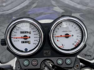 Blue Honda Hornet 2002 in Klaipeda, with an engine capacity of 0.60 L and mileage of 88 thousand km for 1350 €, photo 9 on AUTOMOTO.COM.LV