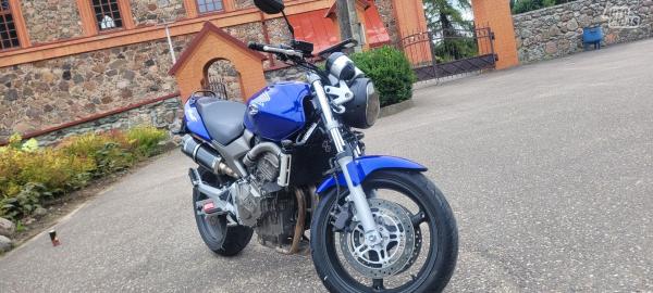 Blue Honda Hornet 2003 in Vievis, with an engine capacity of 0.60 L and mileage of 46 thousand km for 1600 €, photo 1 on AUTOMOTO.COM.LV