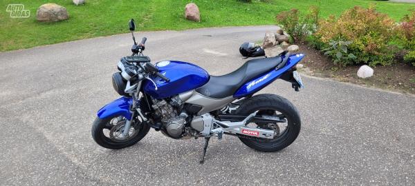 Blue Honda Hornet 2003 in Vievis, with an engine capacity of 0.60 L and mileage of 46 thousand km for 1600 €, photo 3 on AUTOMOTO.COM.LV