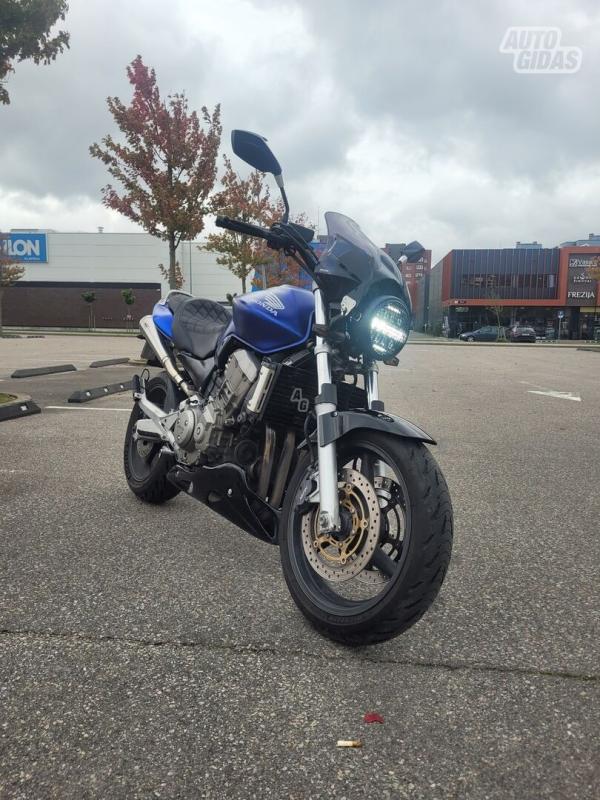 Zils Honda Hornet 2004 Klaipėda, ar dzinēja tilpumu 0.92 L un nobraukumu 0 tūkst. km par 2900 €, foto 4 vietnē AUTOMOTO.COM.LV