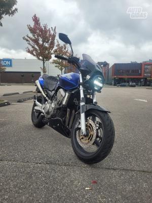 Blue Honda Hornet 2004 in Klaipeda, with an engine capacity of 0.92 L and mileage of 0 thousand km for 2900 €, photo 4 on AUTOMOTO.COM.LV