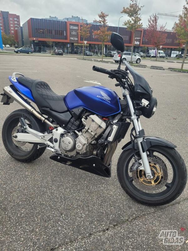Zils Honda Hornet 2004 Klaipėda, ar dzinēja tilpumu 0.92 L un nobraukumu 0 tūkst. km par 2900 €, foto 5 vietnē AUTOMOTO.COM.LV
