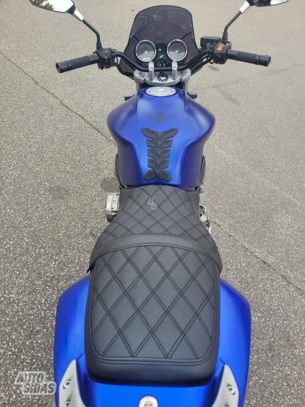 Zils Honda Hornet 2004 Klaipėda, ar dzinēja tilpumu 0.92 L un nobraukumu 0 tūkst. km par 2900 €, foto 9 vietnē AUTOMOTO.COM.LV