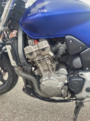 Blue Honda Hornet 2004 in Klaipeda, with an engine capacity of 0.92 L and mileage of 0 thousand km for 2900 €, photo 12 on AUTOMOTO.COM.LV
