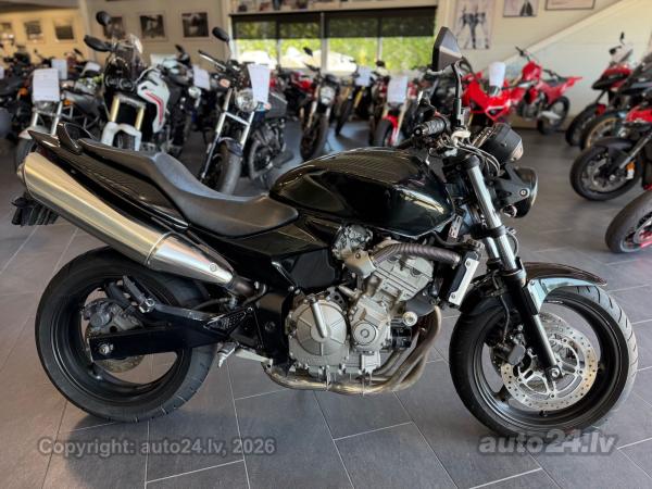Black Honda Hornet CB 600F 2003 in Tallinn, with an engine capacity of 0.60 L and mileage of 41 thousand km for 1890 €, photo 2 on AUTOMOTO.COM.LV