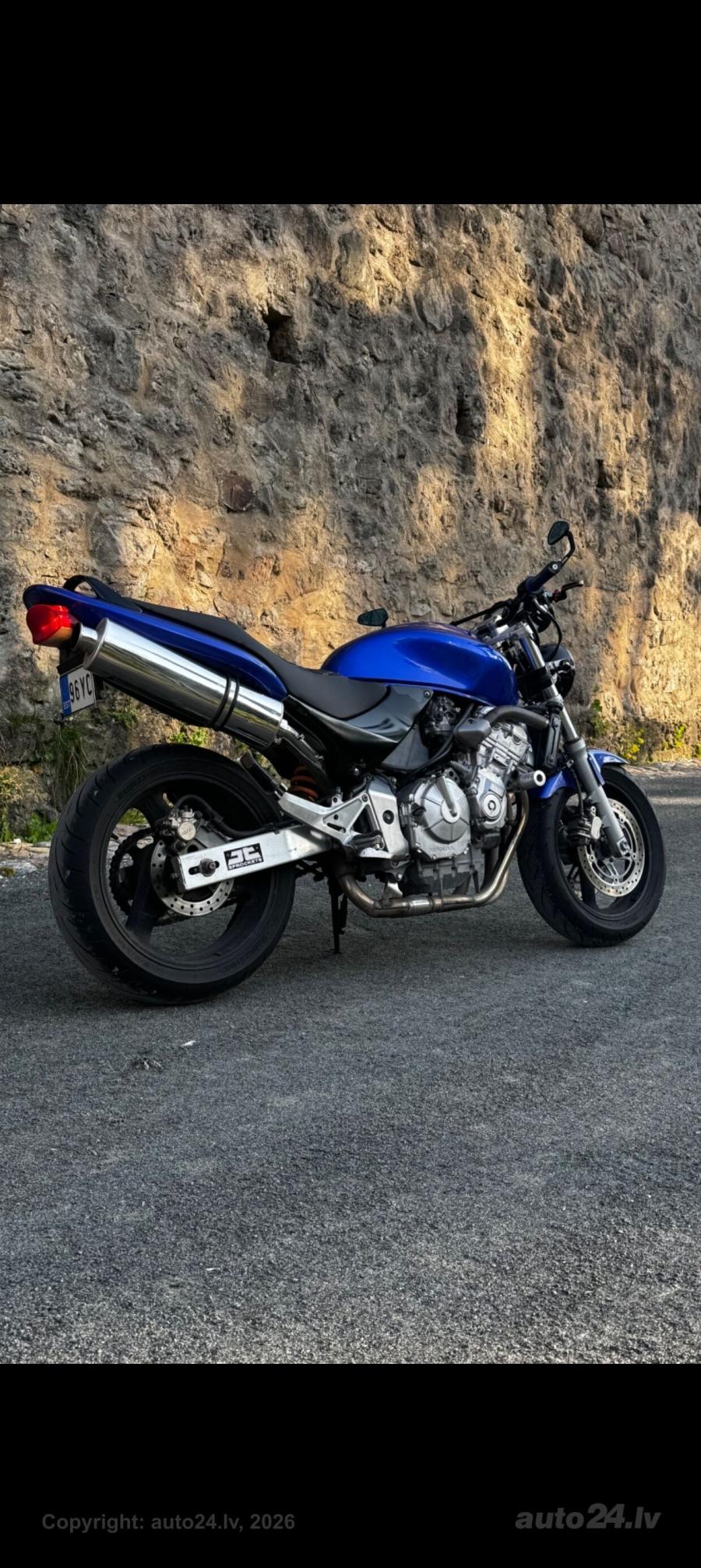 Zils Honda Hornet CB 600F 1998 Paide, ar dzinēja tilpumu 0.60 L un nobraukumu 73 tūkst. km par 2300 €, foto 9 vietnē AUTOMOTO.COM.LV