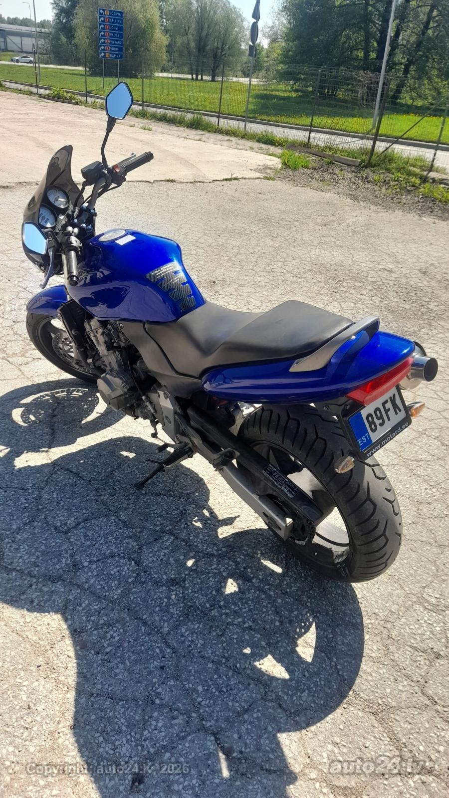 Blue Honda Hornet CB 600F 2001 in Tartu, with an engine capacity of 0.60 L and mileage of 24 thousand km for 2200 €, photo 3 on AUTOMOTO.COM.LV