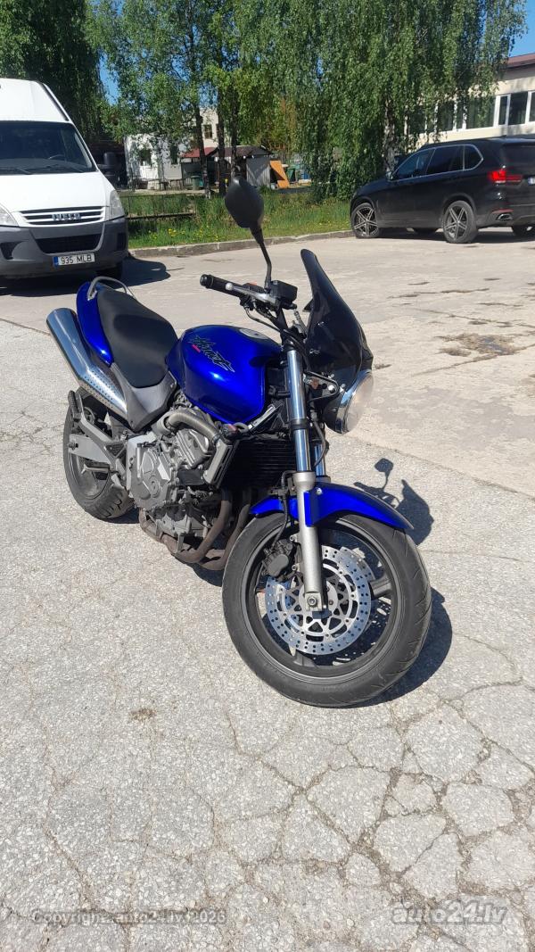 Blue Honda Hornet CB 600F 2001 in Tartu, with an engine capacity of 0.60 L and mileage of 24 thousand km for 2200 €, photo 4 on AUTOMOTO.COM.LV