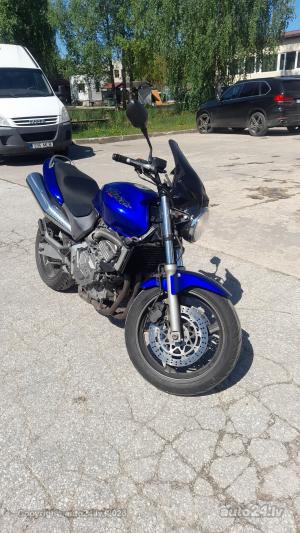 Blue Honda Hornet CB 600F 2001 in Tartu, with an engine capacity of 0.60 L and mileage of 24 thousand km for 2200 €, photo 5 on AUTOMOTO.COM.LV