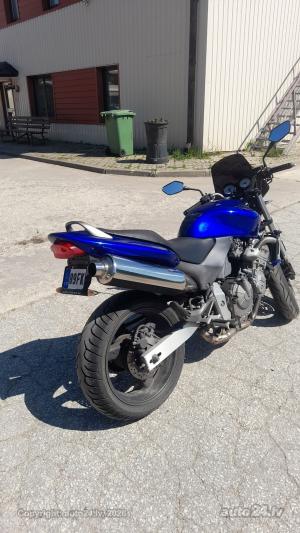 Blue Honda Hornet CB 600F 2001 in Tartu, with an engine capacity of 0.60 L and mileage of 24 thousand km for 2200 €, photo 7 on AUTOMOTO.COM.LV