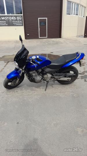 Blue Honda Hornet CB 600F 2001 in Tartu, with an engine capacity of 0.60 L and mileage of 24 thousand km for 2200 €, photo 9 on AUTOMOTO.COM.LV