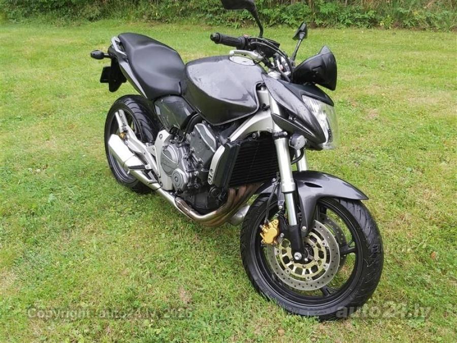 Серый Хонда Hornet CB 600F 2010 в Таллин, объемом двигателя 0.60 л и пробегом 30 тыс. км за 3500 €, фото 3 на AUTOMOTO.COM.LV