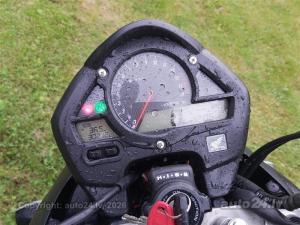 Серый Хонда Hornet CB 600F 2010 в Таллин, объемом двигателя 0.60 л и пробегом 30 тыс. км за 3500 €, фото 6 на AUTOMOTO.COM.LV