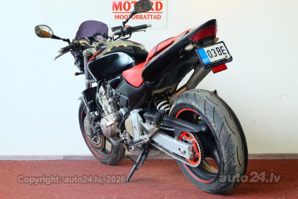 Хонда Hornet CB 600F 2003 в Таллин, объемом двигателя 0.60 л и пробегом 31 тыс. км за 1990 €, фото 4 на AUTOMOTO.COM.LV