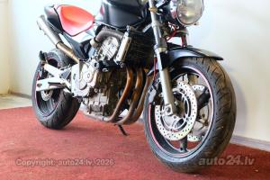 Хонда Hornet CB 600F 2003 в Таллин, объемом двигателя 0.60 л и пробегом 31 тыс. км за 1990 €, фото 10 на AUTOMOTO.COM.LV