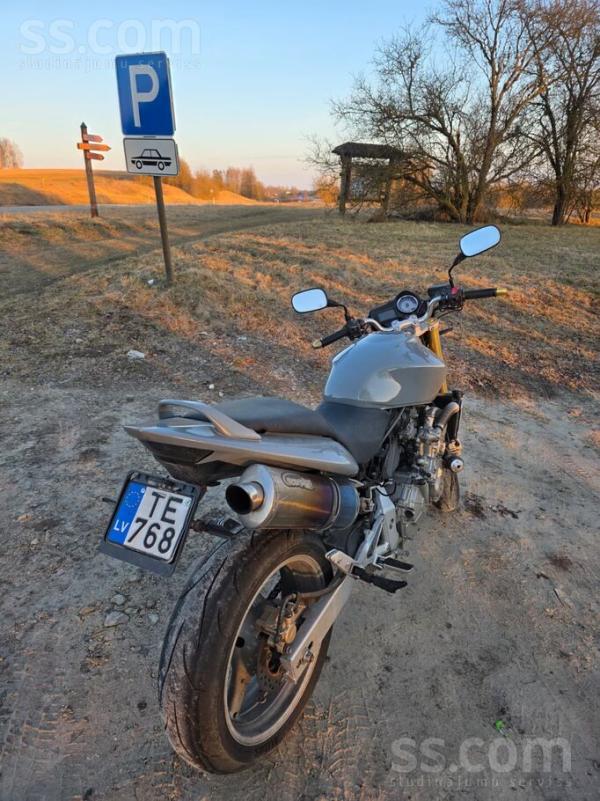 Honda Hornet CB 600F 2005 in Riga, with an engine capacity of 0.60 L and mileage of 0 thousand km for 2500 €, photo 4 on AUTOMOTO.COM.LV