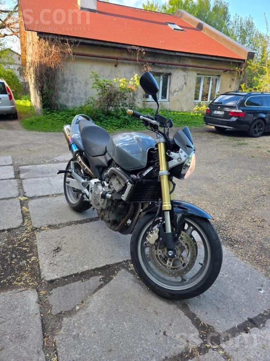 Honda Hornet CB 600F 2005 in Riga, with an engine capacity of 0.60 L and mileage of 0 thousand km for 2050 €, photo 7 on AUTOMOTO.COM.LV