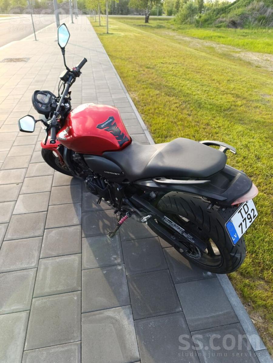 Honda Hornet CB 600F 2009 in Riga, with an engine capacity of 0.60 L and mileage of 0 thousand km for 3400 €, photo 3 on AUTOMOTO.COM.LV