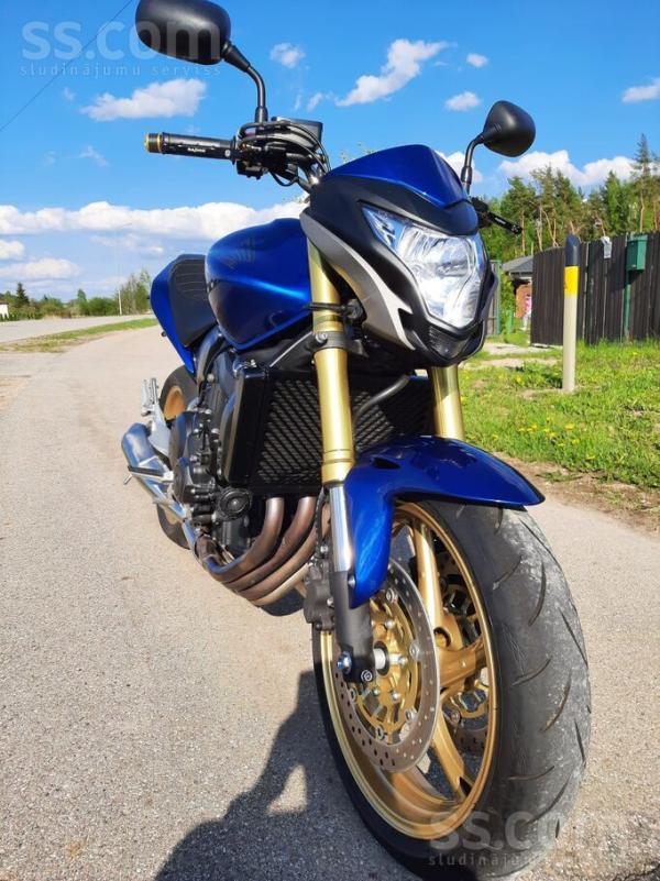 Хонда Hornet CB 600F 2013 в Рига, объемом двигателя 0.60 л и пробегом 0 тыс. км за 4700 €, фото 1 на AUTOMOTO.COM.LV