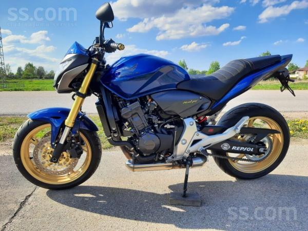 Хонда Hornet CB 600F 2013 в Рига, объемом двигателя 0.60 л и пробегом 0 тыс. км за 4700 €, фото 3 на AUTOMOTO.COM.LV