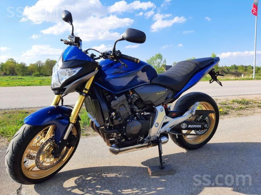 Хонда Hornet CB 600F 2013 в Рига, объемом двигателя 0.60 л и пробегом 0 тыс. км за 4700 €, фото 11 на AUTOMOTO.COM.LV