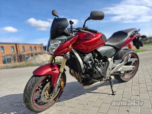 Красный Хонда Hornet CB 600F 2007 в Таллин, объемом двигателя 0.60 л и пробегом 33 тыс. км за 3500 €, фото 1 на AUTOMOTO.COM.LV